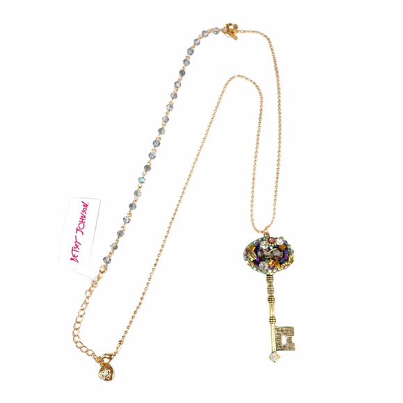 Betsey Johnson | Jewelry | Betsey Johnson Skeleton Key Necklace Gold ...